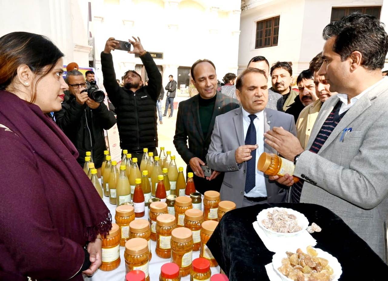 Horticulture department Jammu sensitizes Tribal youth to livelihood ...
